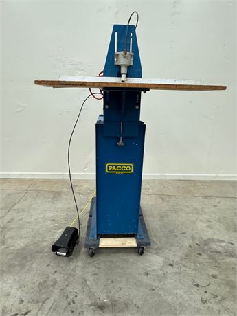 Lot - Pacco "300" Horizontal Boring Machine | Place Your Bid at ...