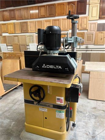 Lot - Powermatic "27" shaper & Delta power feeder | Place Your Bid at ...