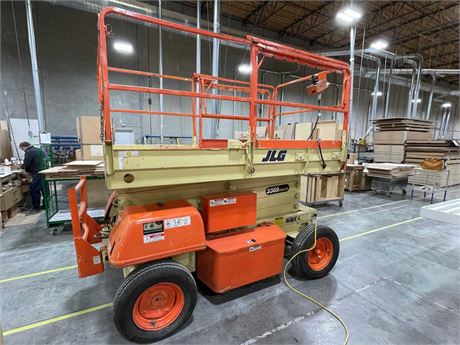 Lot - JLG "3369-E" Platform Lift | Place Your Bid at MachineryMax