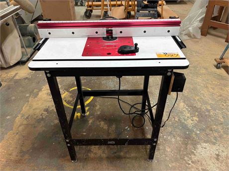 Lot - Jessem Router Table with Extra Tooling | Place Your Bid at ...