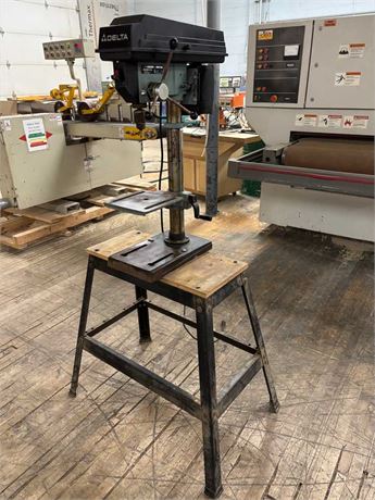 Lot - Delta "11-990" Drill Press | Place Your Bid at MachineryMax