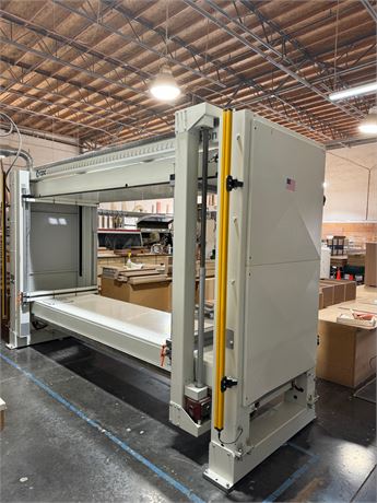 Lot - SCM/CPC "Action FL" Case Clamp (2016) | Place Your Bid at ...