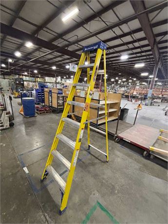 Lot - Ladder | Place Your Bid at MachineryMax