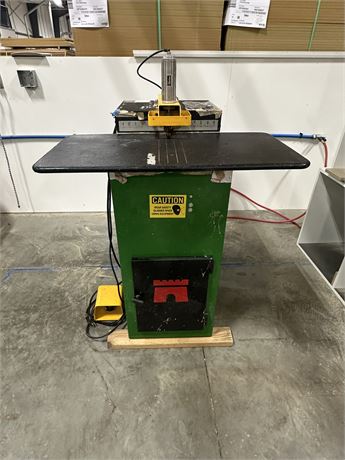 Lot - Castle "TSM-22" Pocket Hole Boring Machine | Place Your Bid at ...