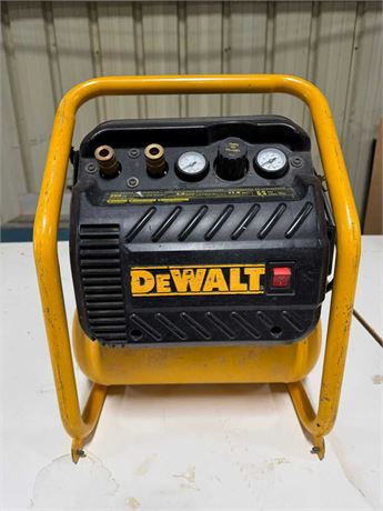 Lot - Dewalt "DWFP55130" Portable Air Compressor | Place Your Bid at ...
