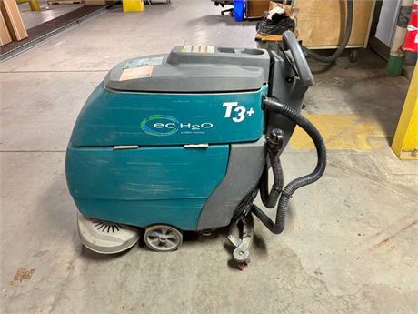 Lot - Tennant "T3+" Floor Sweeper/Cleaner | Place Your Bid at MachineryMax