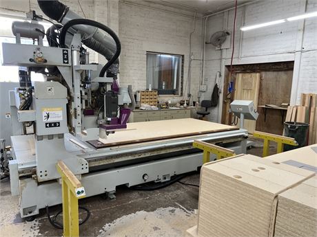 Lot - Anderson "Stratos Pro/SUP" CNC Router | Place Your Bid at ...