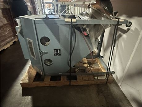 Lot - Trinco "Dry Blast" Sand Blasting Station | Place Your Bid at ...