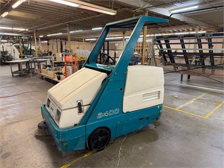 Lot - Tennant Floor Sweeper | Place Your Bid at MachineryMax