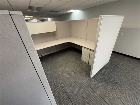 Lot - Four (4) Office Cubicles | Place Your Bid at MachineryMax