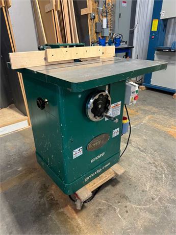 Lot - Grizzly "G1026" Shaper | Place Your Bid at MachineryMax