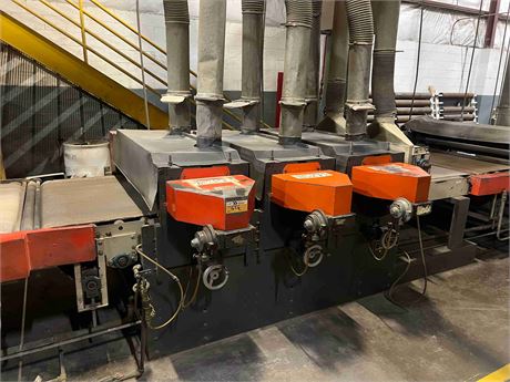 Lot - Brushing machine with (3) brush heads | Place Your Bid at ...