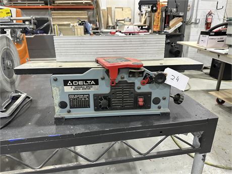 Lot - Delta 6" Variable Speed Bench Jointer | Place Your Bid at ...