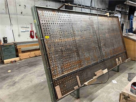 Lot - Door Clamp Easel | Place Your Bid at MachineryMax