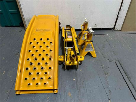 Lot - Car ramp, jack, jack stands | Place Your Bid at MachineryMax