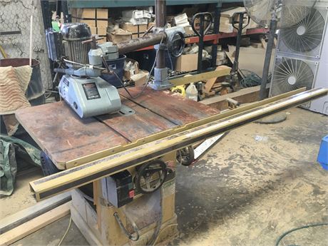 Lot - Powermatic Table Saw and Delta Power Feeder | Place Your Bid at ...