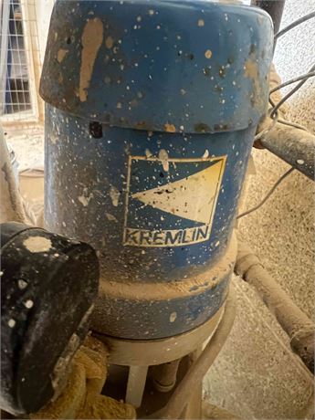 Lot - Kremlin spray gun & paint pump | Place Your Bid at MachineryMax