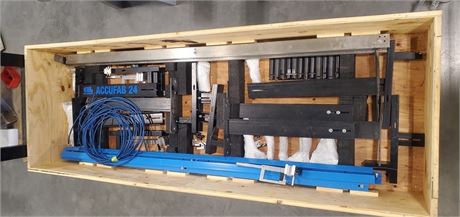 Lot - CRL "Accufab ACU24" 24' Pro Curtain Wall Tool (New In Box ...